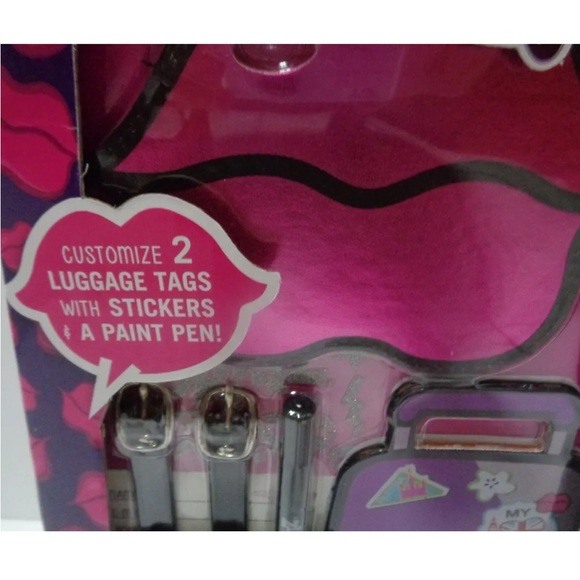 Bratz | Toys | Bratz Luggage Tag Kit New Design Your Own Bratz Luggage ...